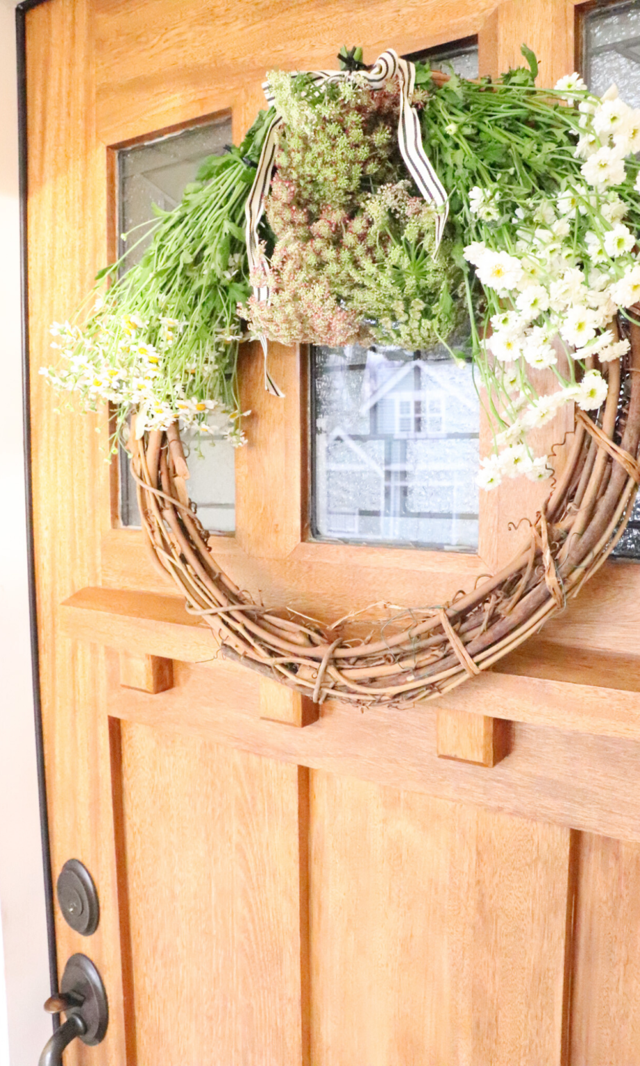 How to Make a Spring Farmhouse Wreath with Fresh Flowers - The Duvall ...