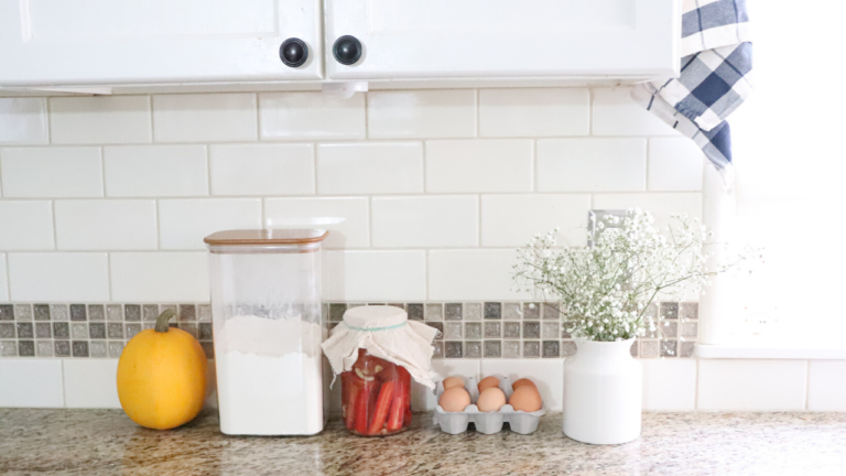 How to Add Spring Touches: SPRING FARMHOUSE KITCHEN TOUR - The Duvall ...