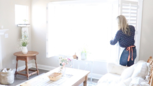 Join me for a Simple Spring Farmhouse Living Room Refresh - The Duvall ...