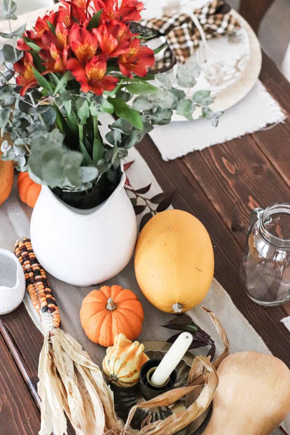 Natural Farmhouse Thanksgiving Table Setting - The Duvall Homestead