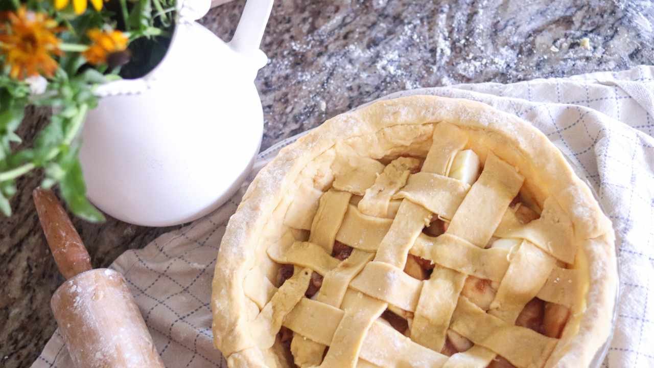 Best Einkorn Sourdough Pie Crust - The Duvall Homestead