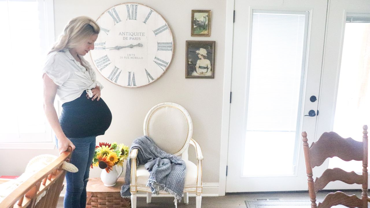 An Unassisted Positive Natural Home Birth Story - The Duvall Homestead