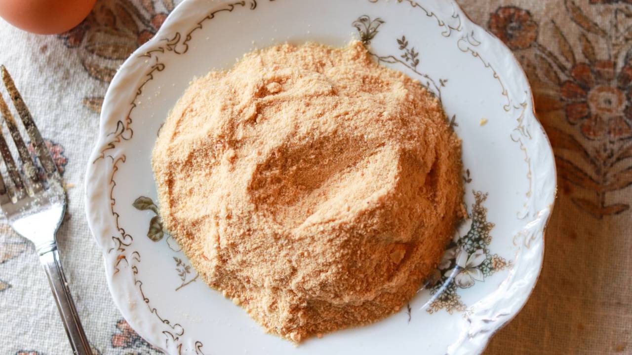 How to Make Meringue Powder for Royal Icing - The Duvall Homestead